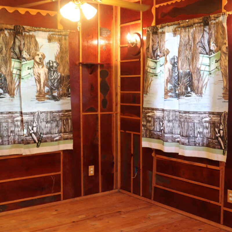 StoryBook Cabin - Outdoor Properties